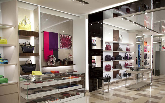 Longchamp inaugura flagship em Paris - Harper's Bazaar » Moda, beleza e ...