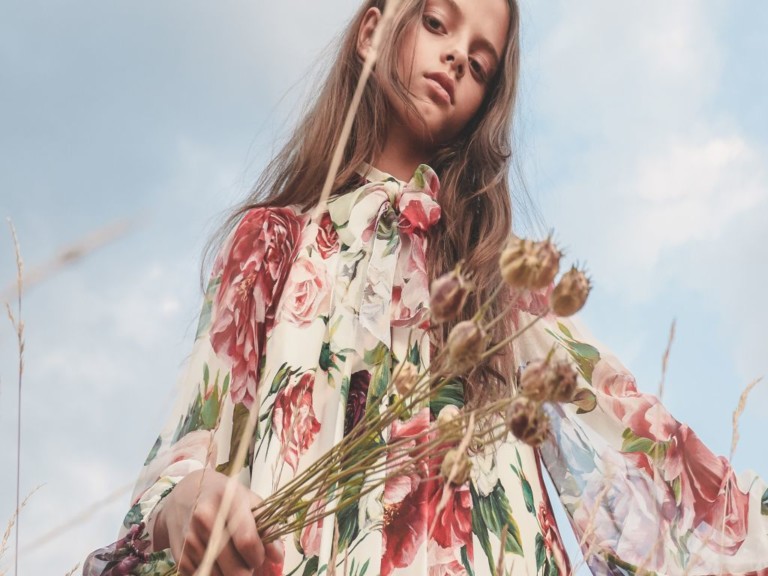 Os florais ditam às tendências da estação para a moda kids - Harper's ...