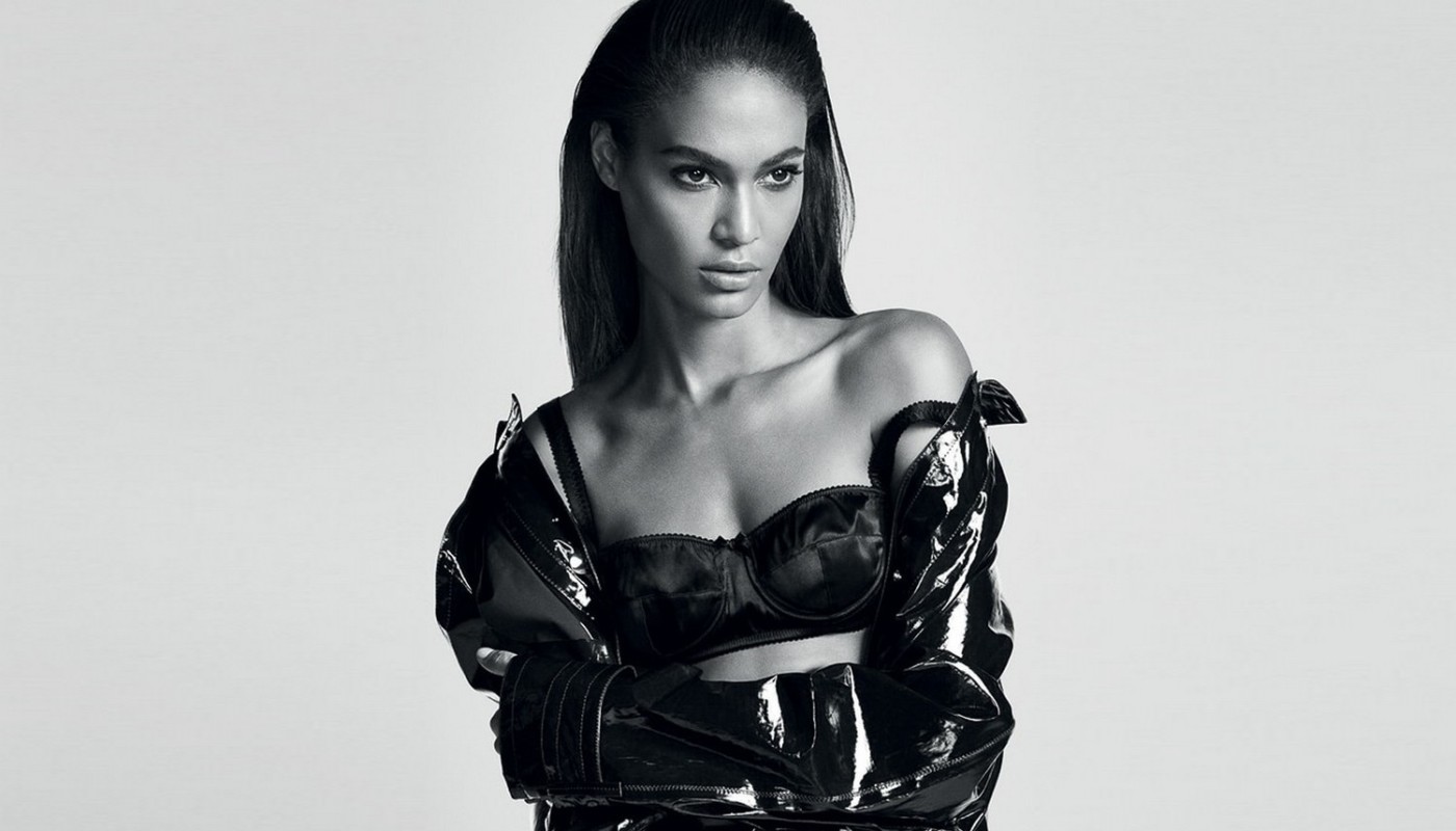 Joan Smalls: cinco vezes em que a modelo arrasou no tapete vermelho - Harper's Bazaar » Moda ...