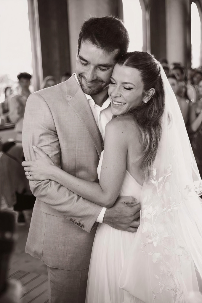 O casamento de Victória Della Manna e Heloy Rudge - Harper's Bazaar ...