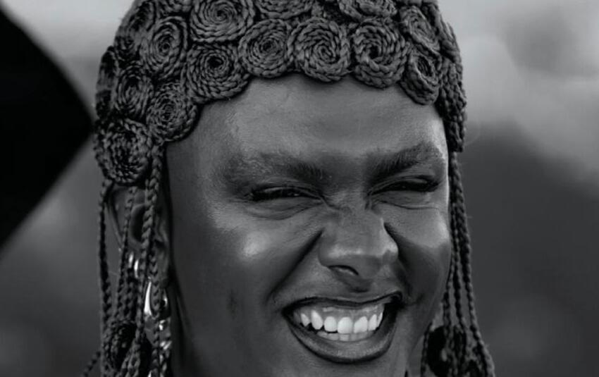 Liniker reflete sobre sua trajetória musical e potência para Bazaar ...